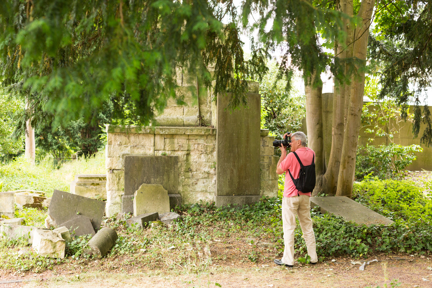 A Bucolic interlude in Caen's dormant cemeteries - Caen la mer Tourism